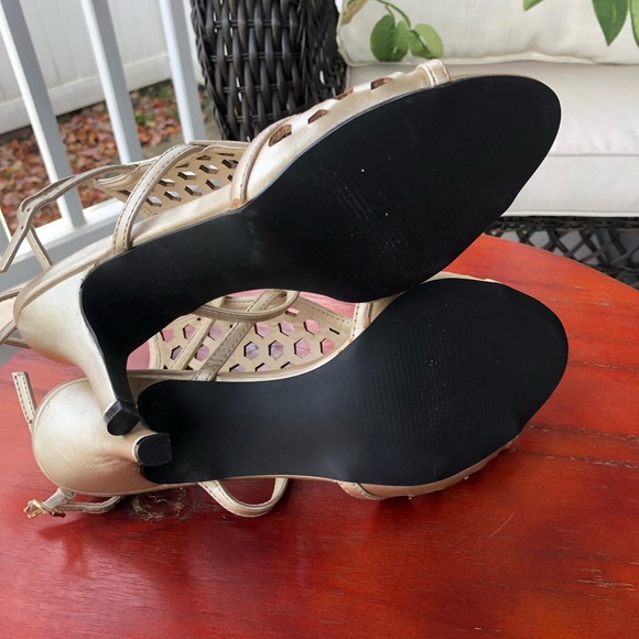 Andiamo | Shoes | Andiamo Nwob Gold Lattice Dressy Heels 7m | Poshmark